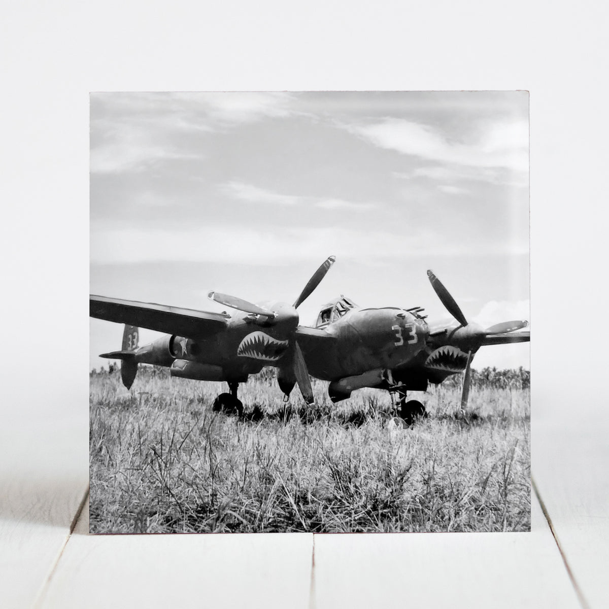 Lockheed Lightning US Army Fighter Planes with Sharks Teeth – Atlantic ...